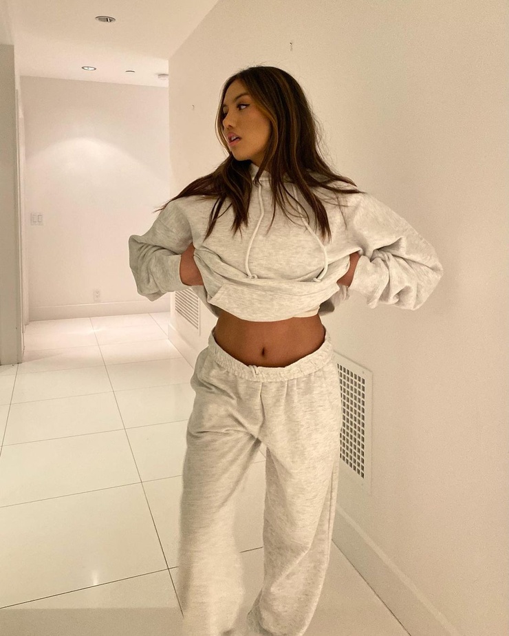 Jayka Noelle picture