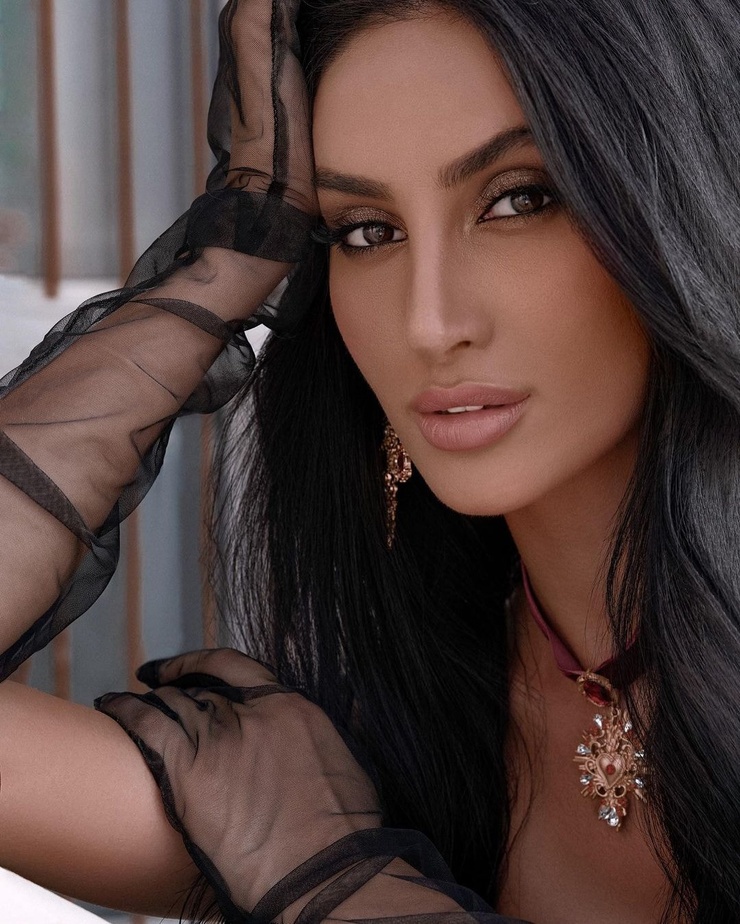 BAHAR Kommiyeva picture