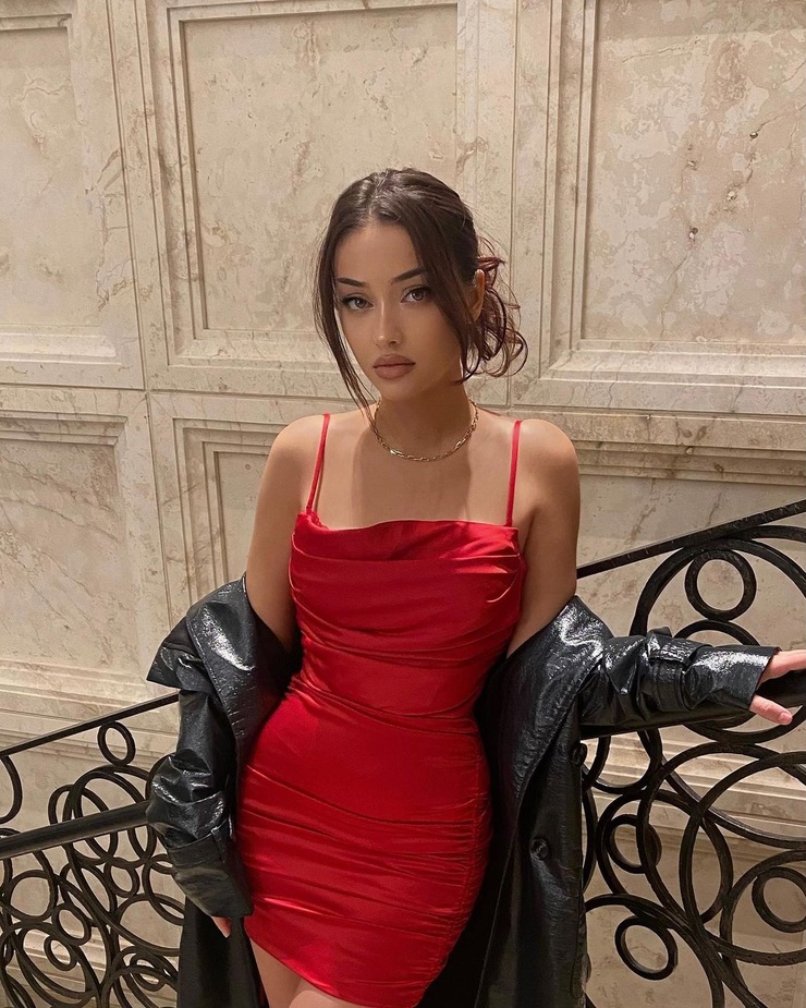 Picture of Isabel Rose