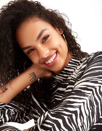 Picture of ERICA CARVALHO