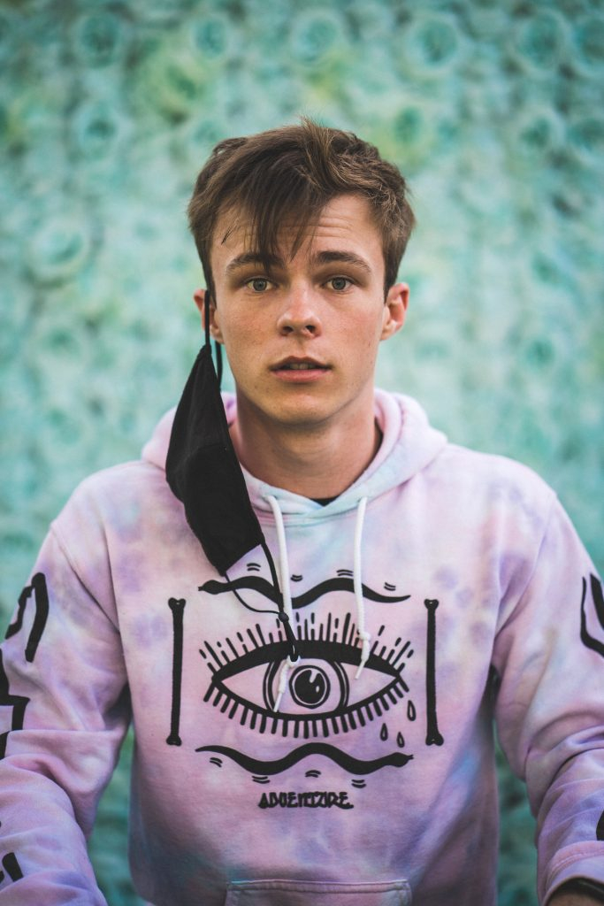 Nicholas Hamilton picture