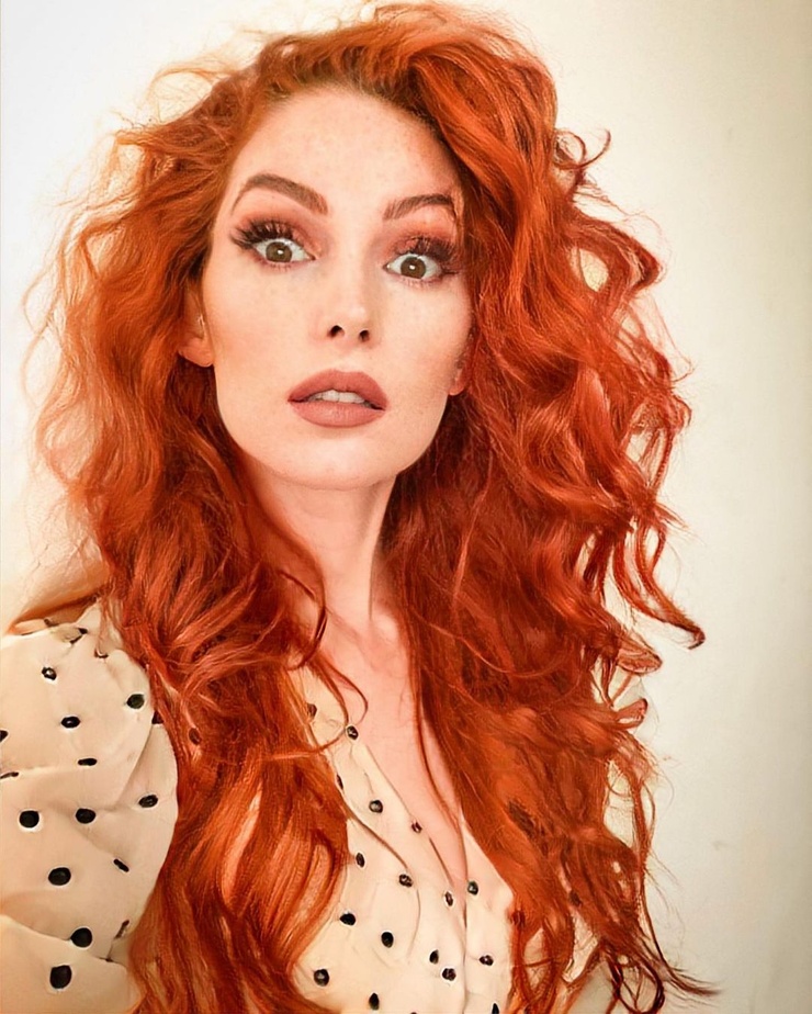Picture of Nicole Simone