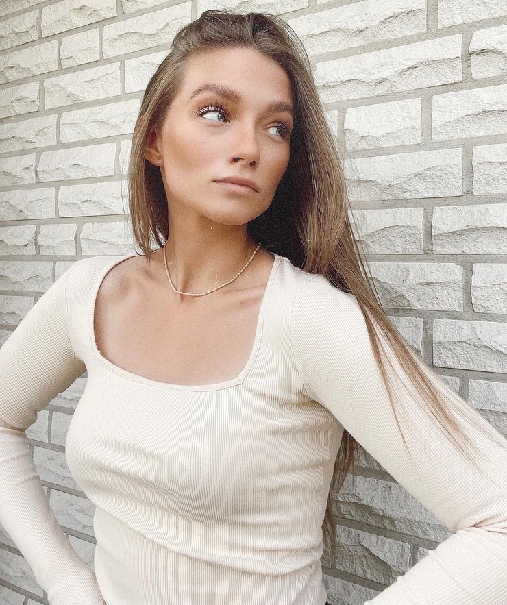 Picture of Celine Rae