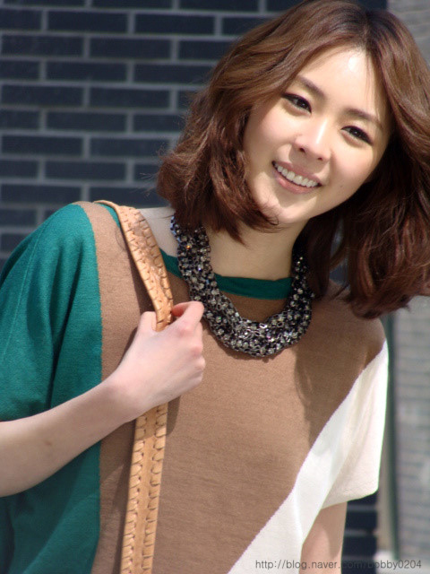 Yeon-hee Lee image