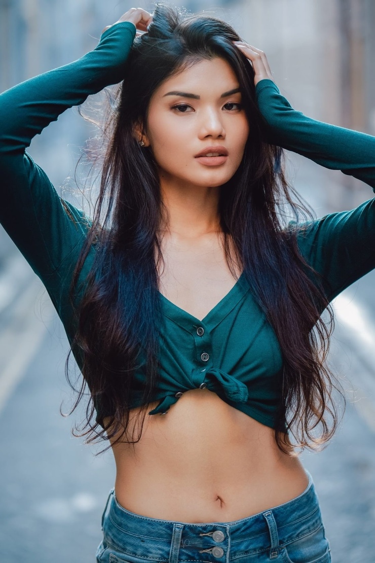 Image of Astrid Flint