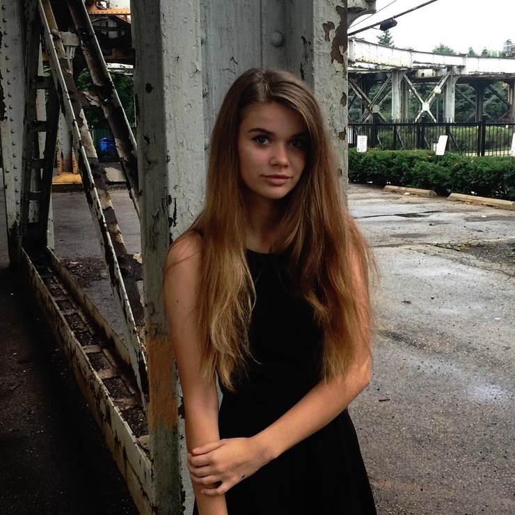 Amber Skye Larson picture