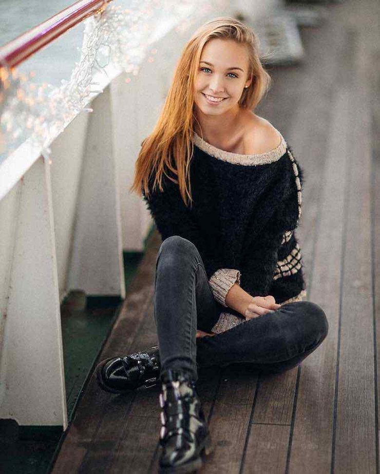 Image of Emily Louise