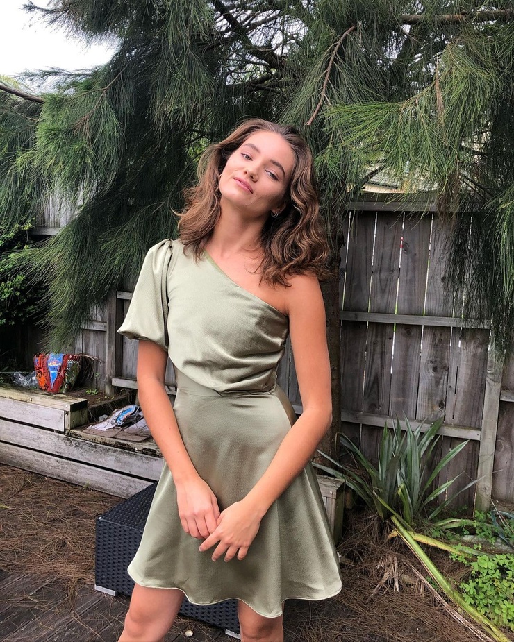 Image of India Rose model