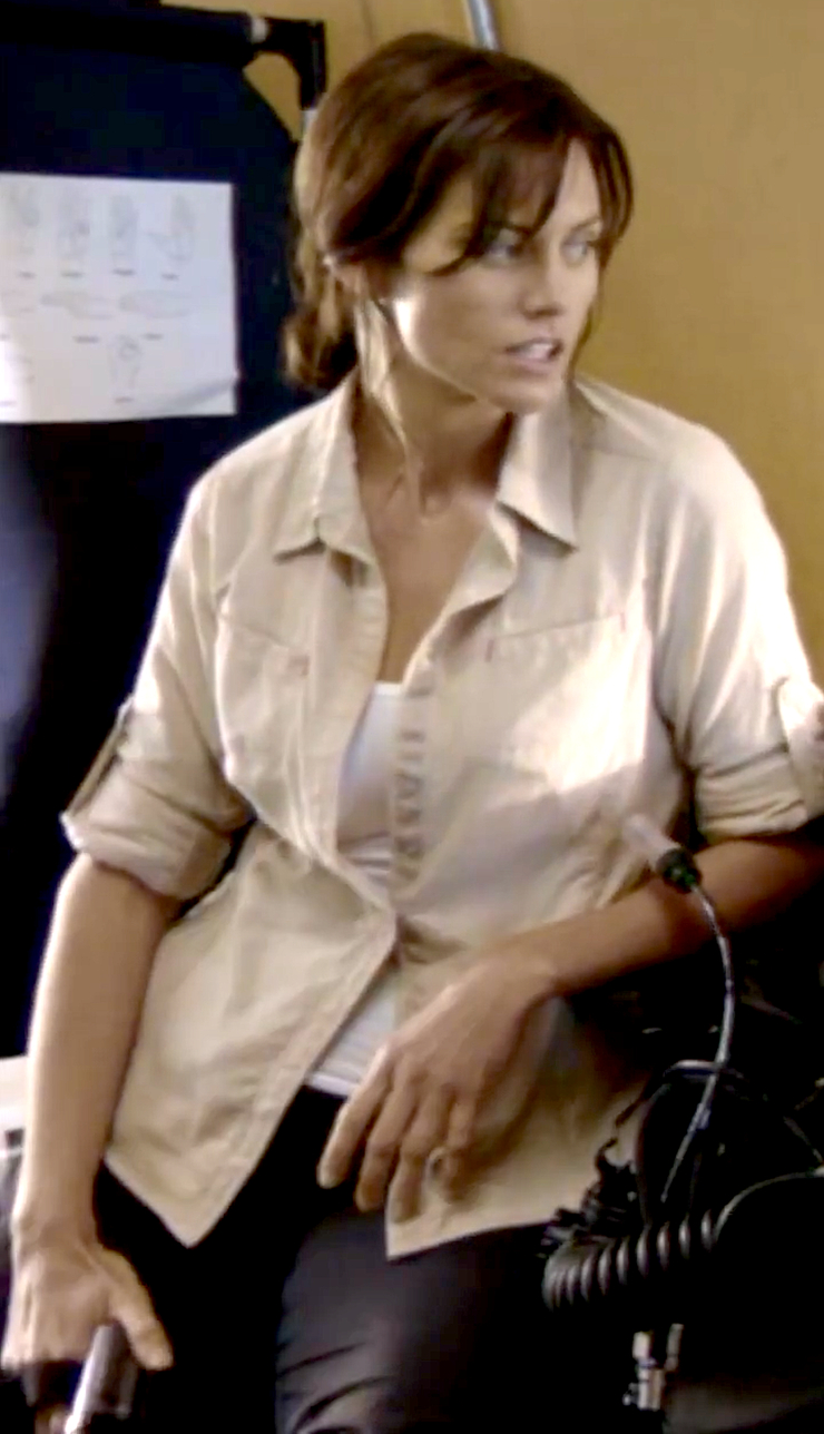 Alice Parkinson as "Victoria" [Sanctum]