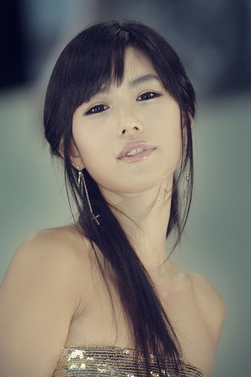 Picture of Song Jina.