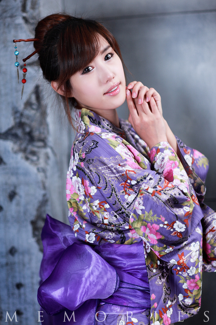 Picture of Song Jina.