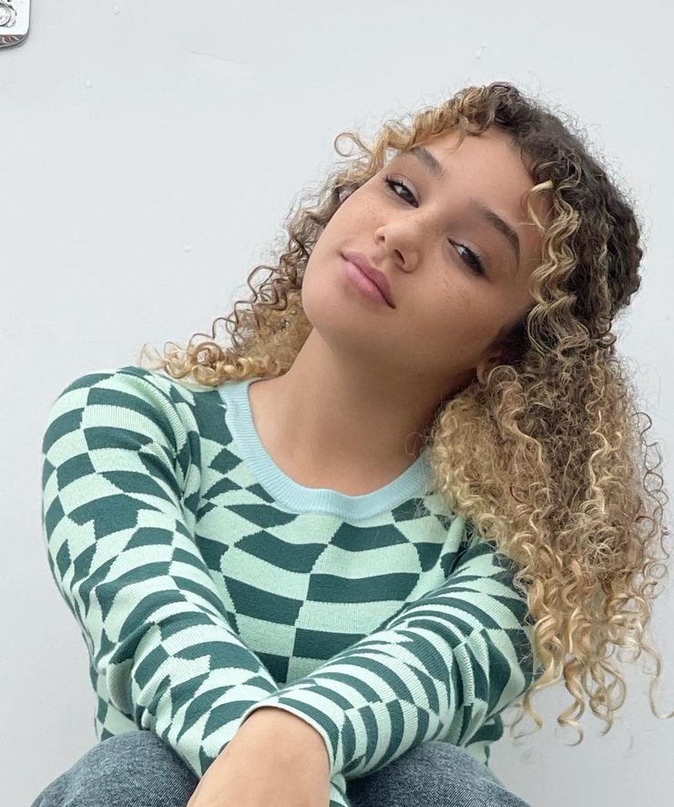 Picture of Corinne Joy