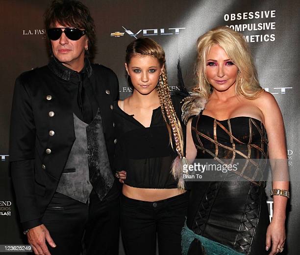Picture of Ava Sambora