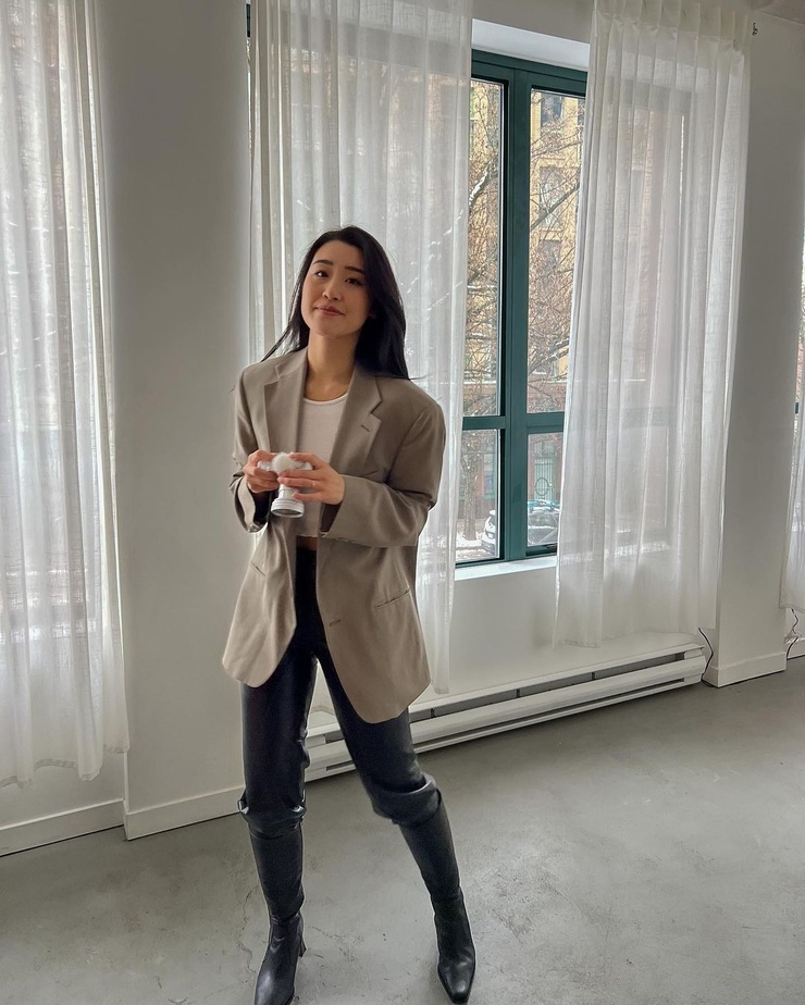 Image of Angel Zheng