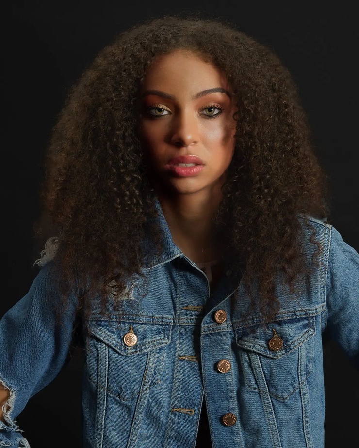 Myami Lawson picture