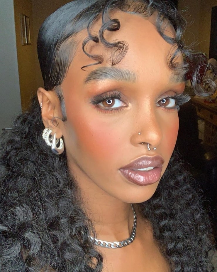 Picture of Sarah Abshir