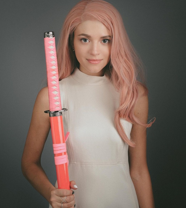 Picture of Max Reeves