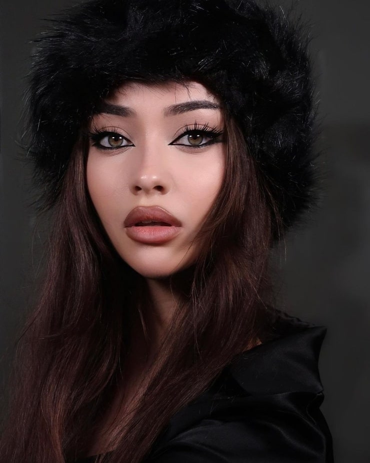 Picture of Isabel Rose