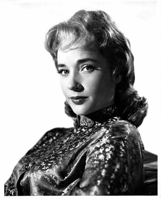 Sylvia Syms