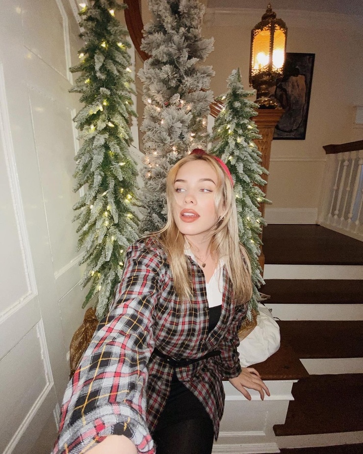 Picture of Chloë Marie Rhoades
