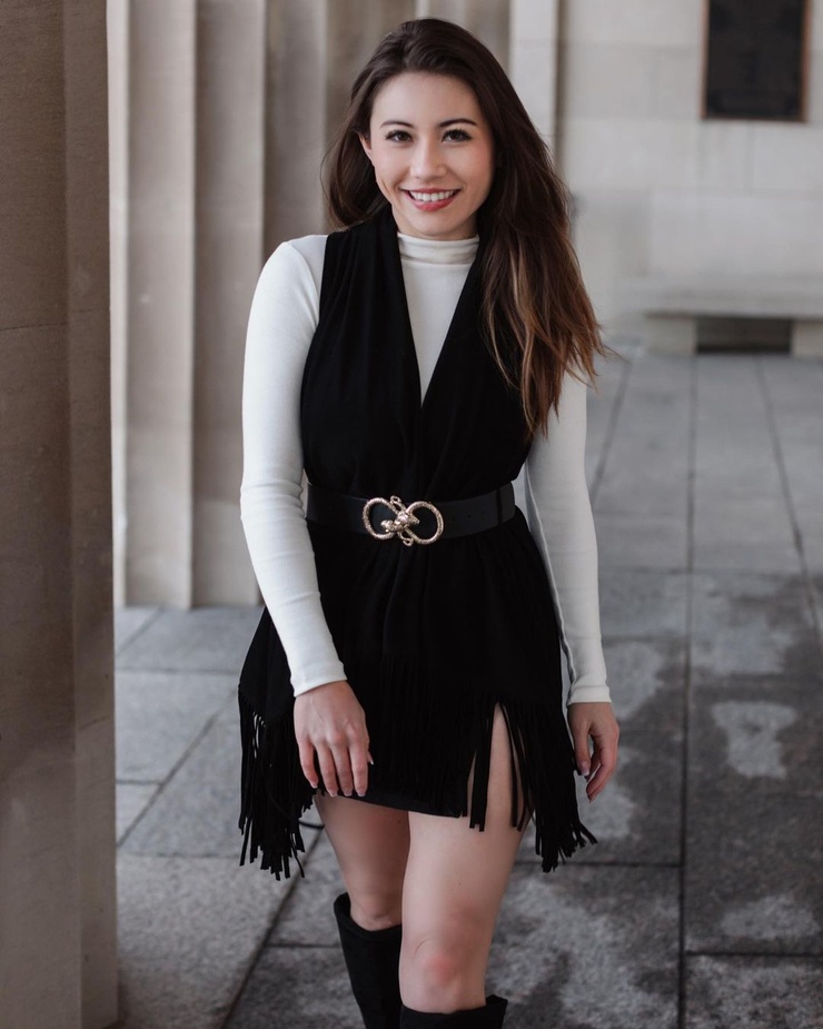 Picture of Sasha Emiri