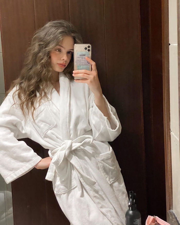 Maria Ivashkevich picture