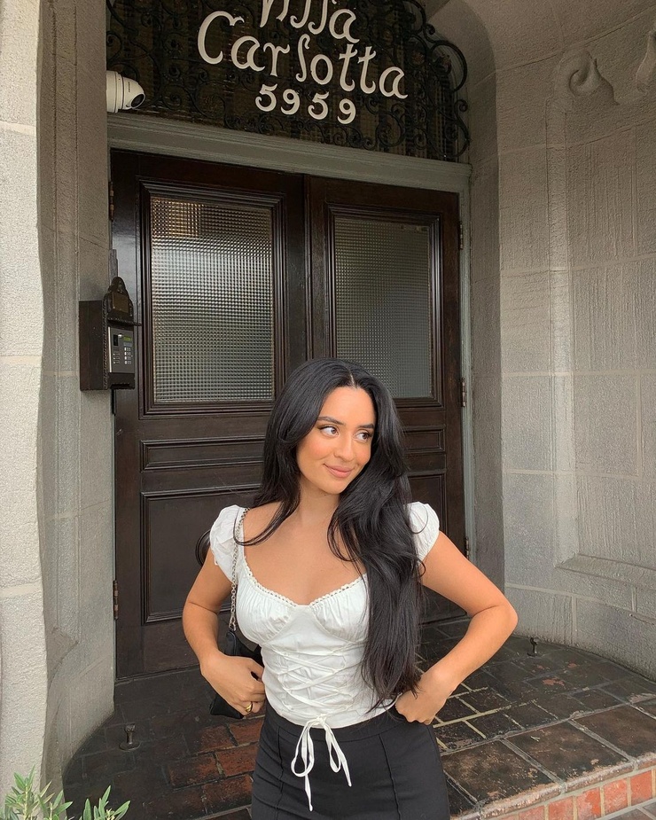 Picture of Stephanie Cardenas