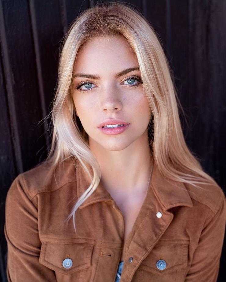 Picture of Ashtyn Carr