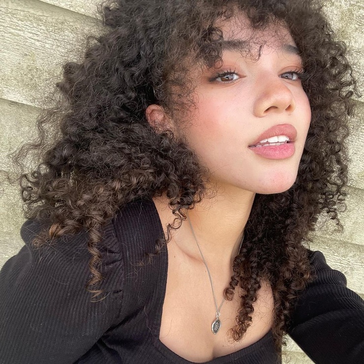 Picture of Malia Baker