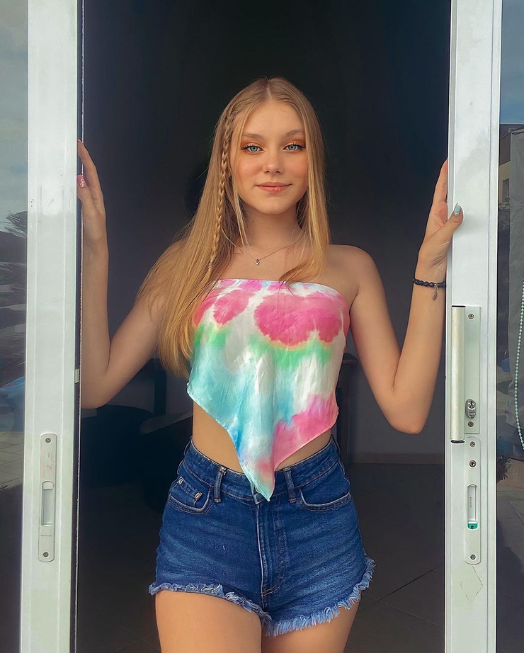 Picture of Luiza Baker