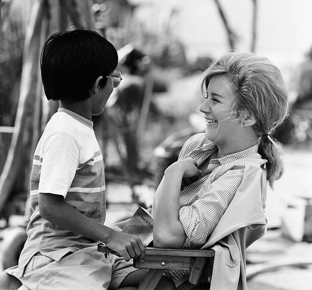 Manuel Padilla Jr., Sheilah Wells