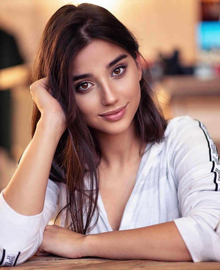 Listal - List the stuff you love! Movies, TV, music, games and books