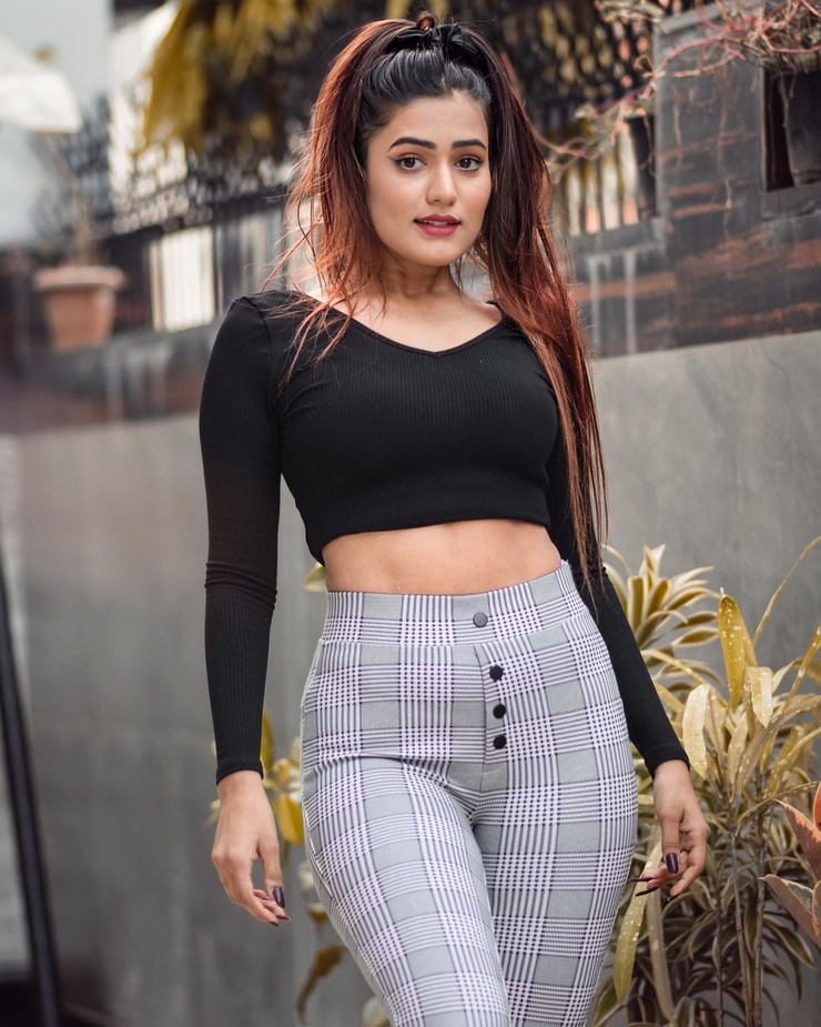 Garima Chaurasia picture