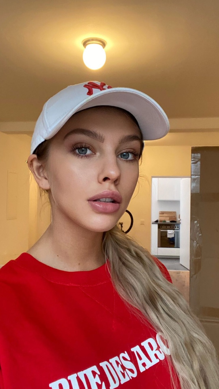 Image of Alexa Breit