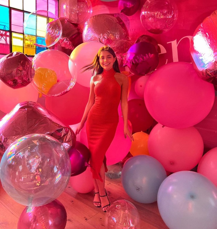 Hannah Ann Sluss picture