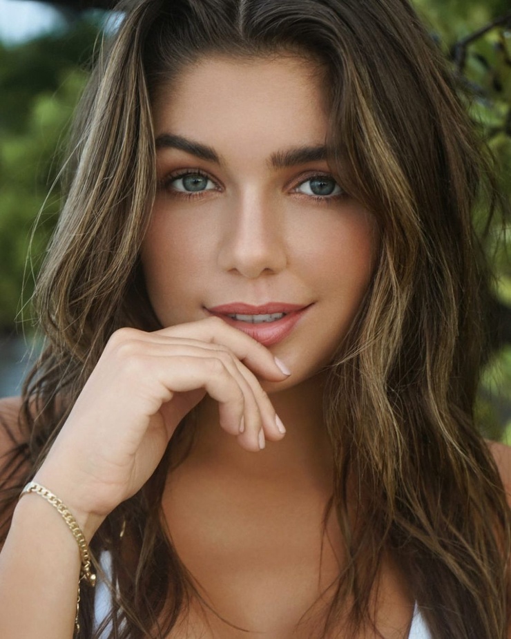 Picture of Hannah Ann Sluss