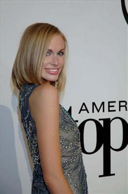 Sarah Rhoades picture