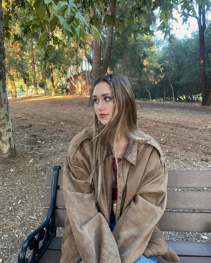 Image of Emily Skinner