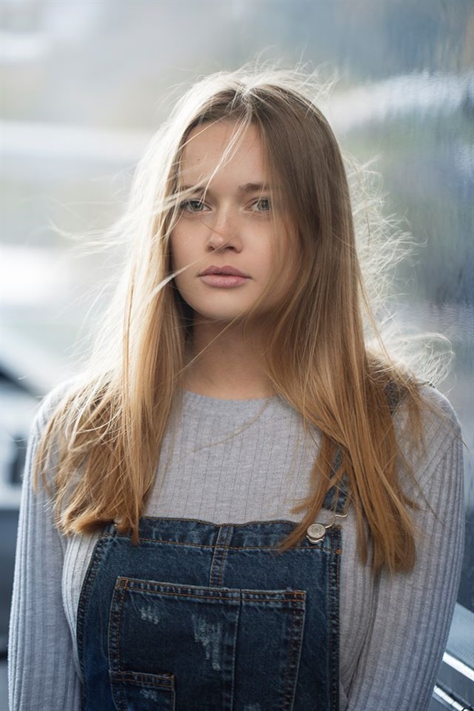 Laura Renoncourt picture