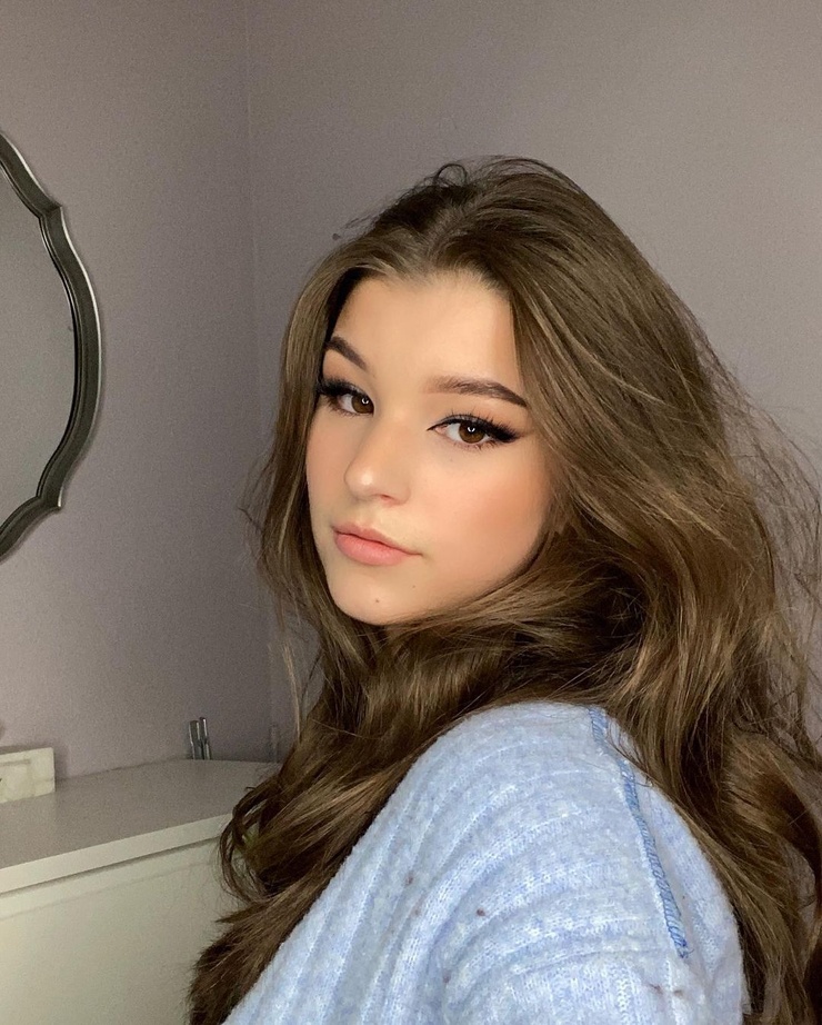 Picture of Brooke Monk