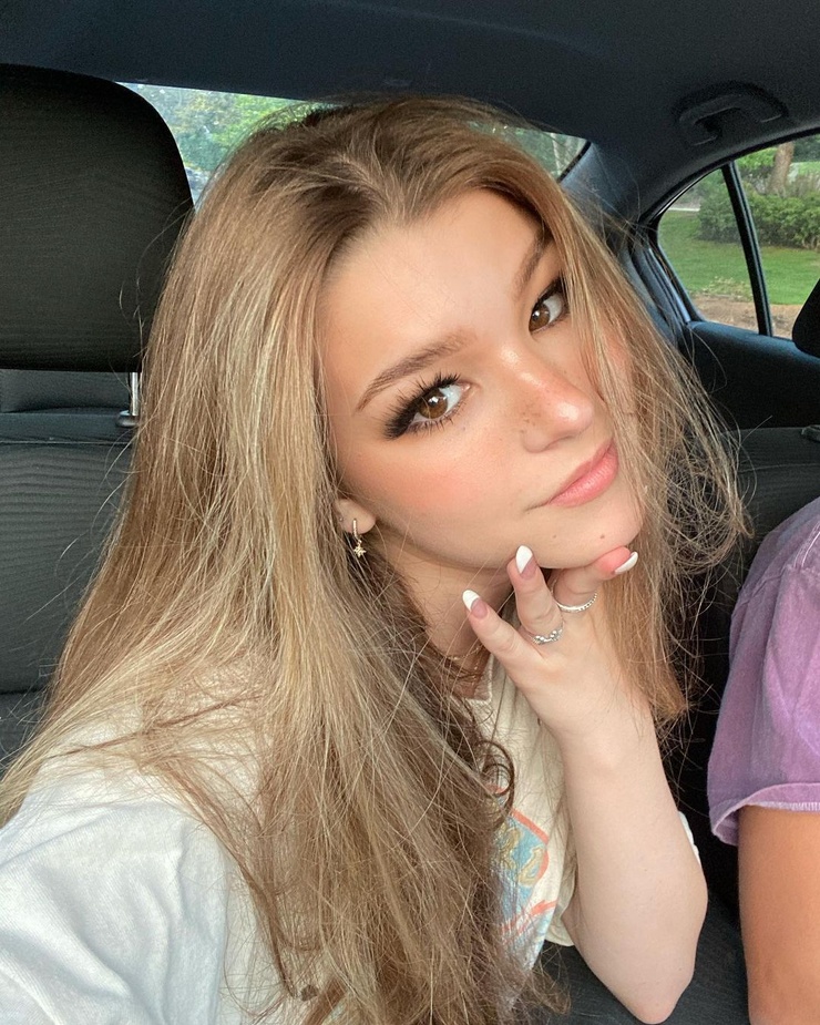 Picture of Brooke Monk