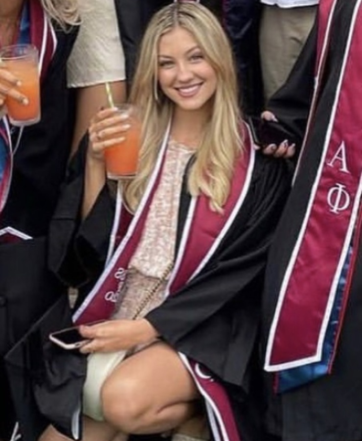 Picture of Ava Sambora