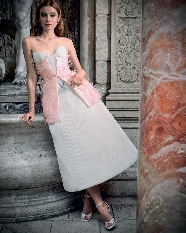 JENYA Monakhova image