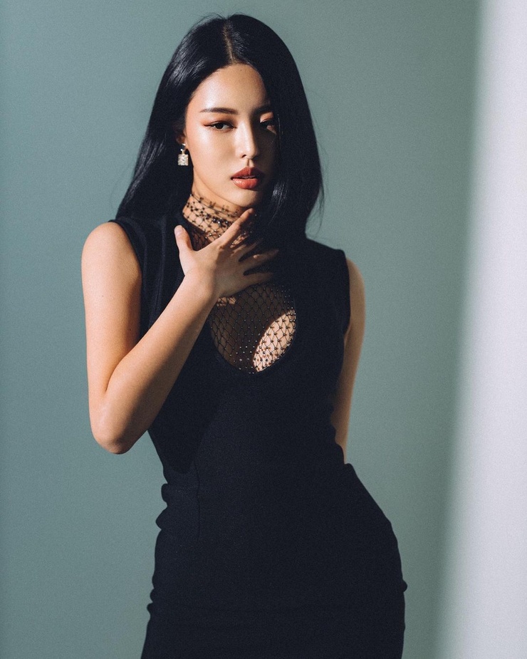 Picture of Youna Jung