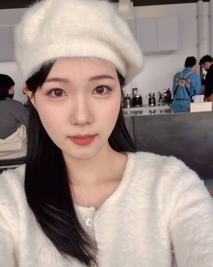 Picture of Yina