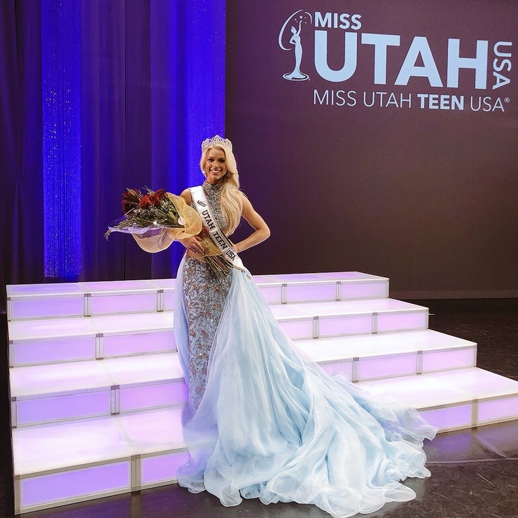 Picture of Kaylyn Slevin.