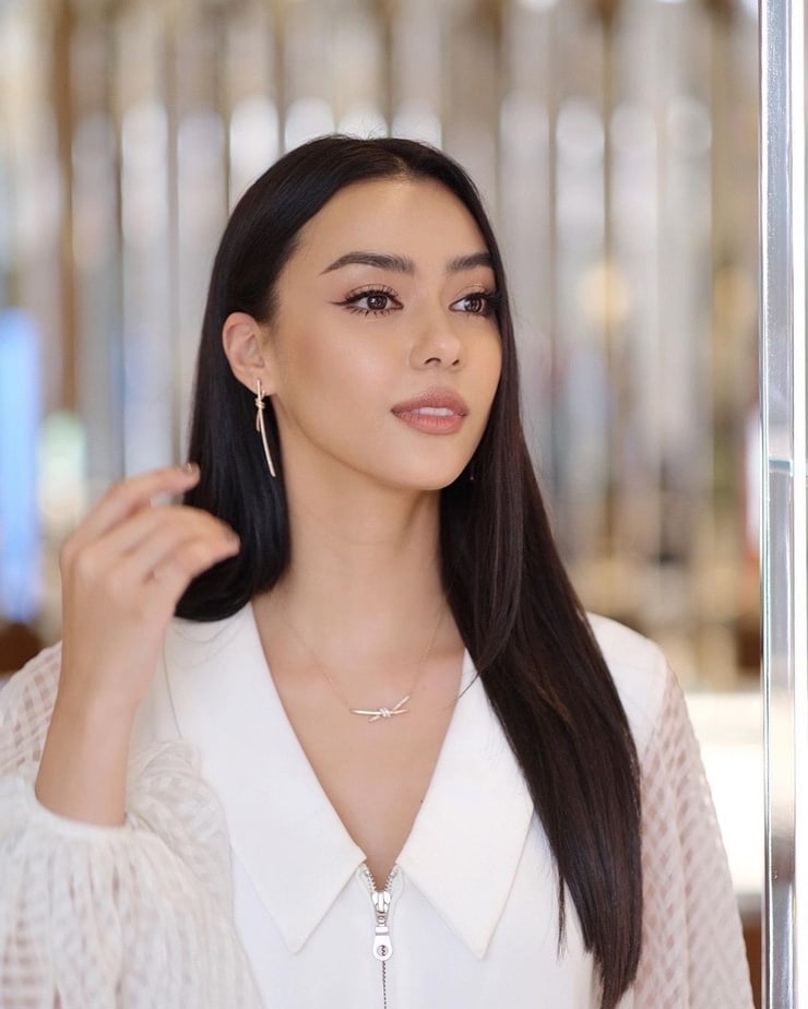 Picture of Amanda Obdam