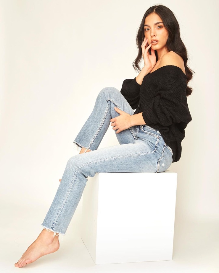 Amanda Monturiol image