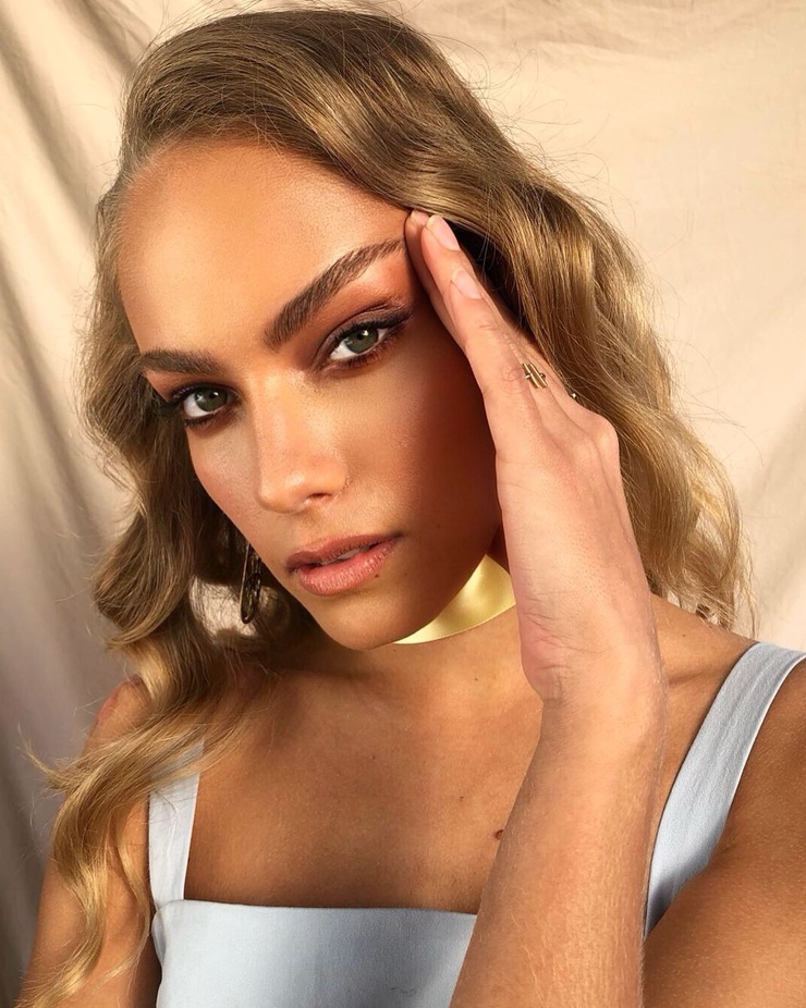 Aleisha Scanlon II image