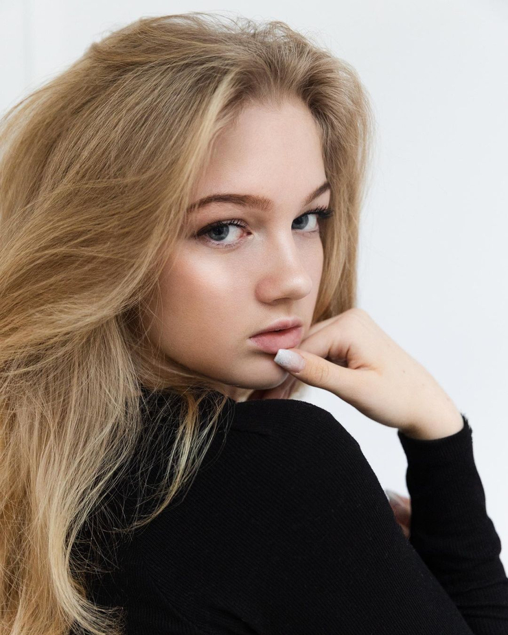 Picture of Sarah Abbott